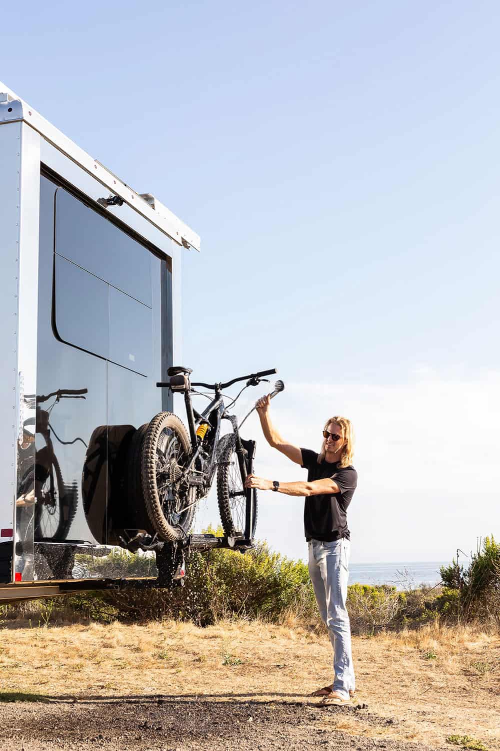 Living Vehicle’s Electric RV Creates Water and Powers Itself