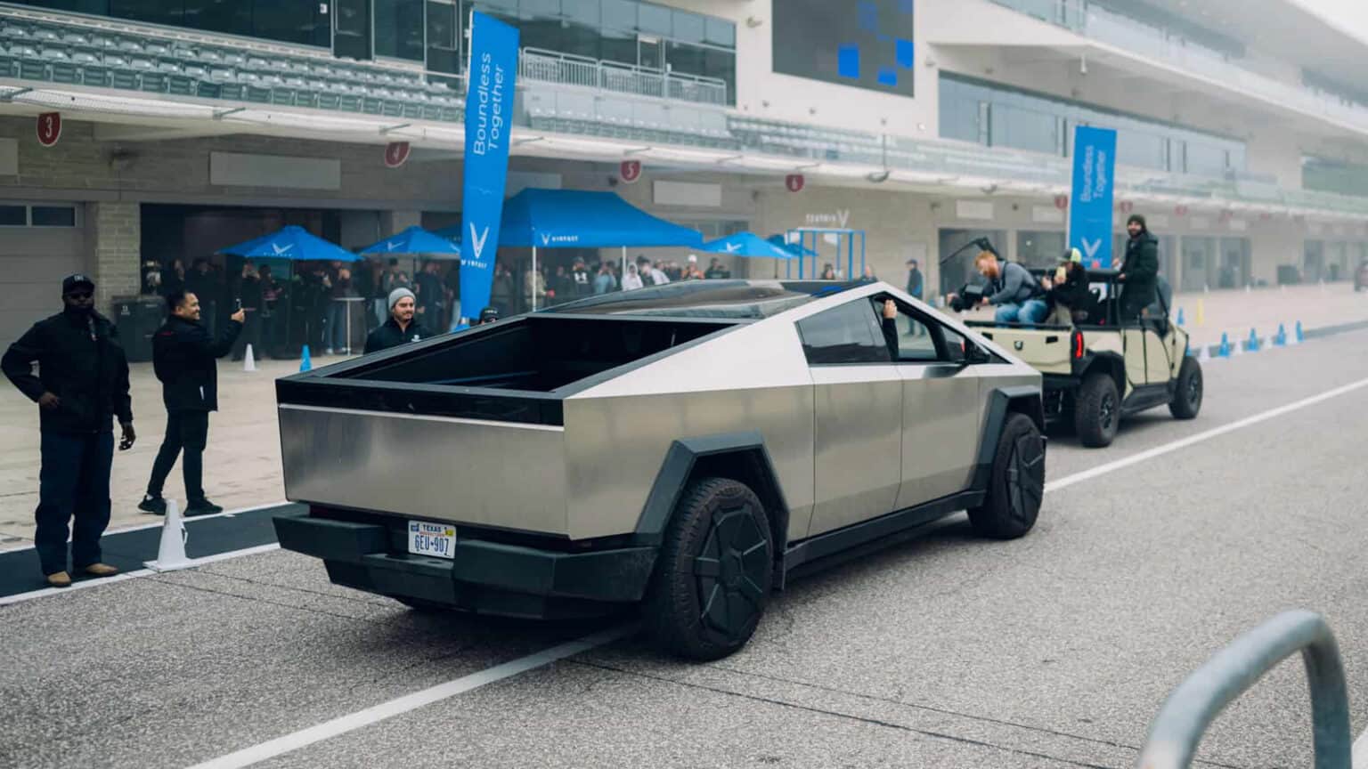 Tesla Cybertruck Reveals Cutting-Edge Technology to Reshape the Auto ...