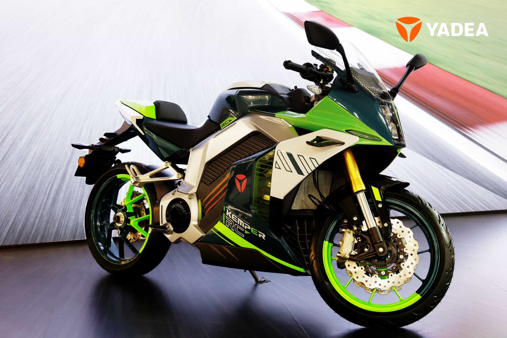 Yadea Kemper Debuts World’s Fastest-Charging Electric Motorcycle