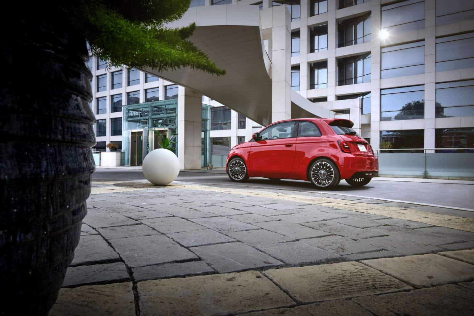 Electric 2024 Fiat 500e RED Arrives in the USA with a 149-Mile Range