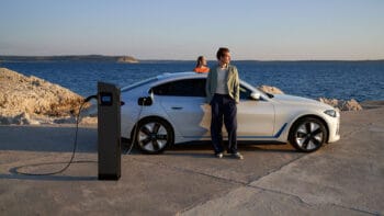 BMW and Mercedes-Benz Start EV Charging Network in China