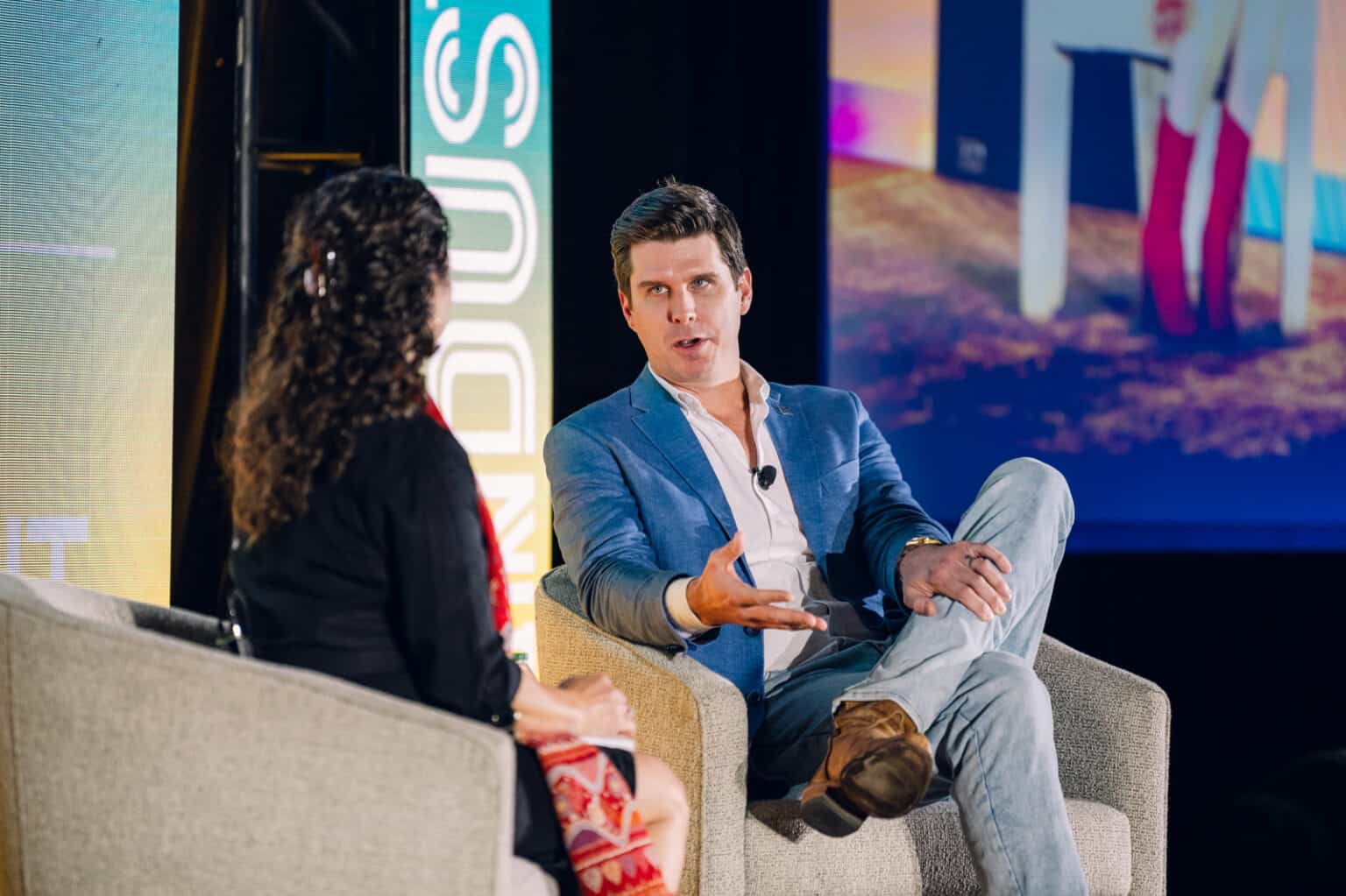 VinFast's Approach: Simplifying EV Ownership for Mass Adoption
