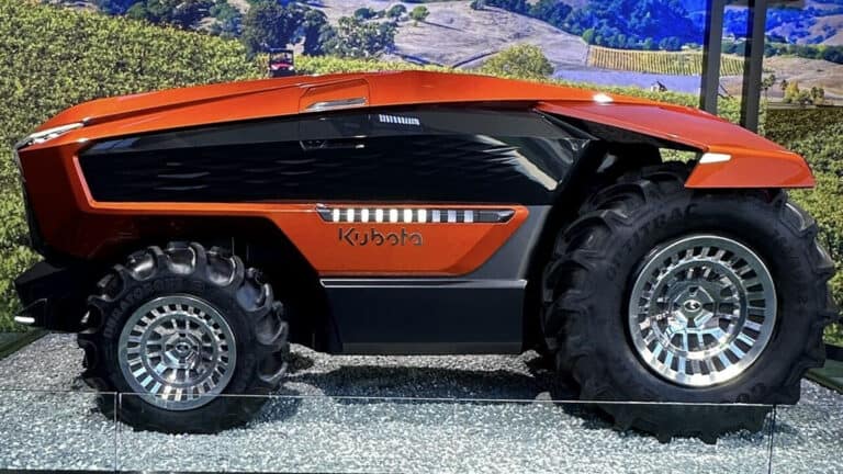 Kubota Electric Tractor Unveiled with AI, Automation, and Efficiency in ...