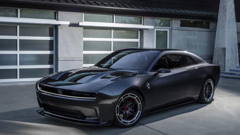 Stellantis to Adopt SAE Standard J3400 NACS Connector for BEV Charging