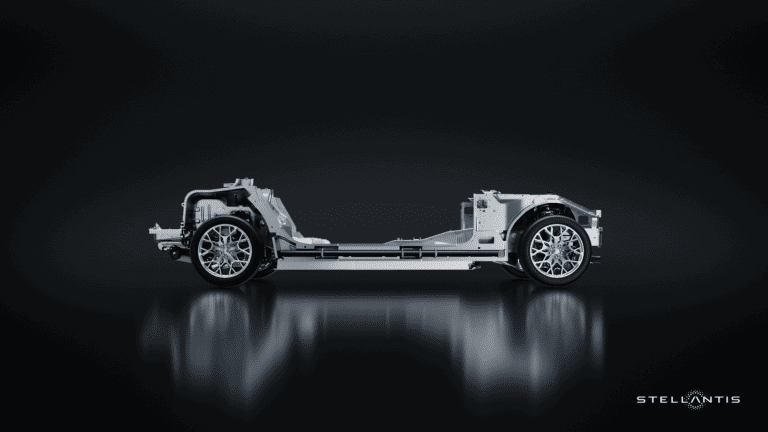 Stellantis Unveils STLA Large Platform for EVs with 500-mile Range
