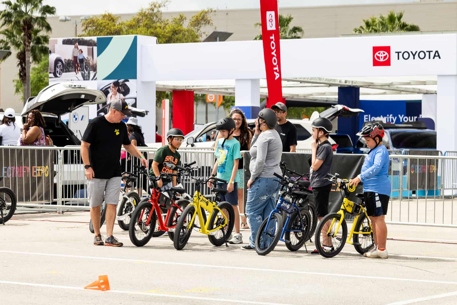 Automakers' Record Number of EV Demos at Electrify Expo Orlando Signals ...
