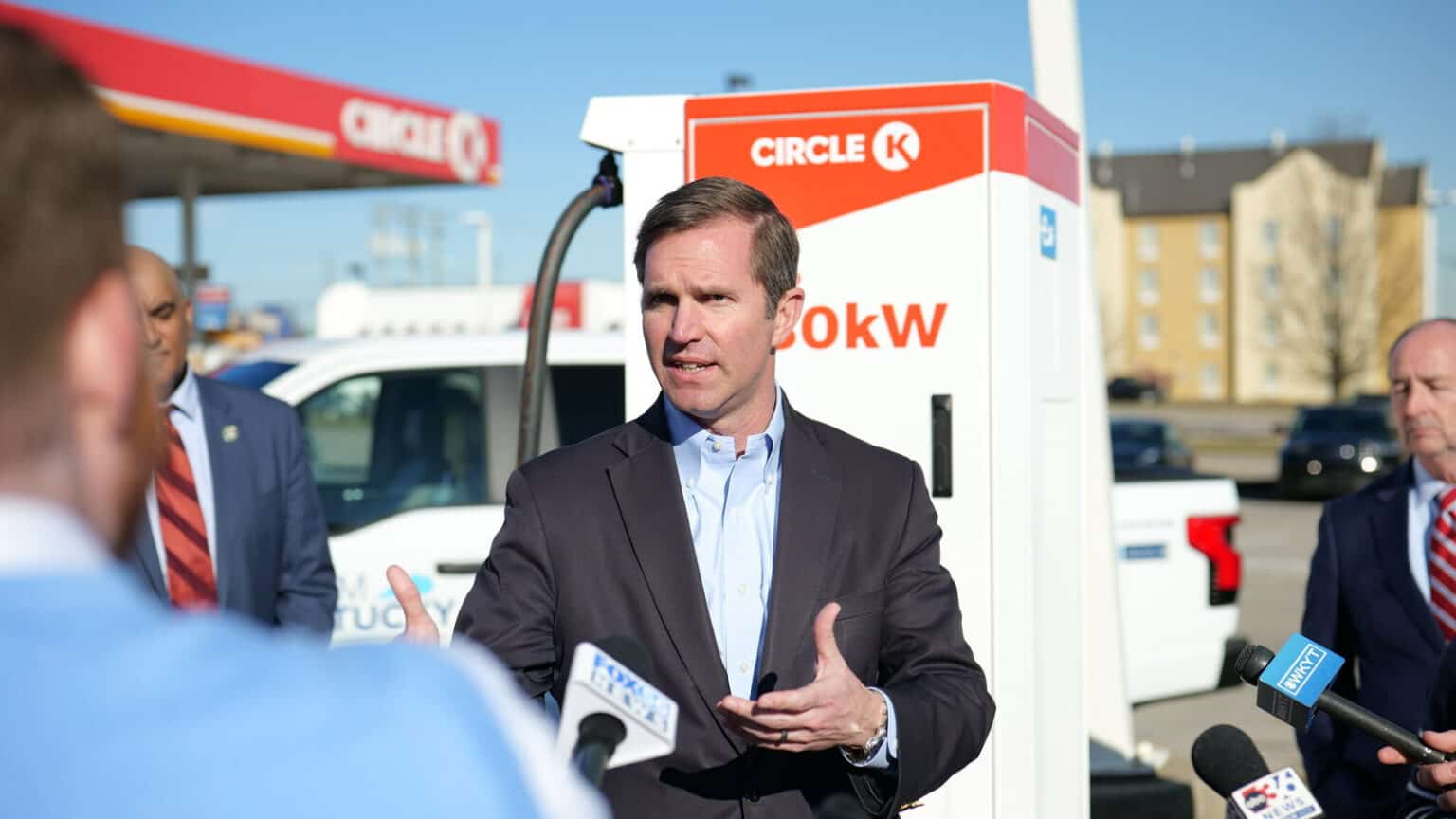 Kentucky Breaks Ground with ABB E-Mobility: NEVI EV Charging Milestone