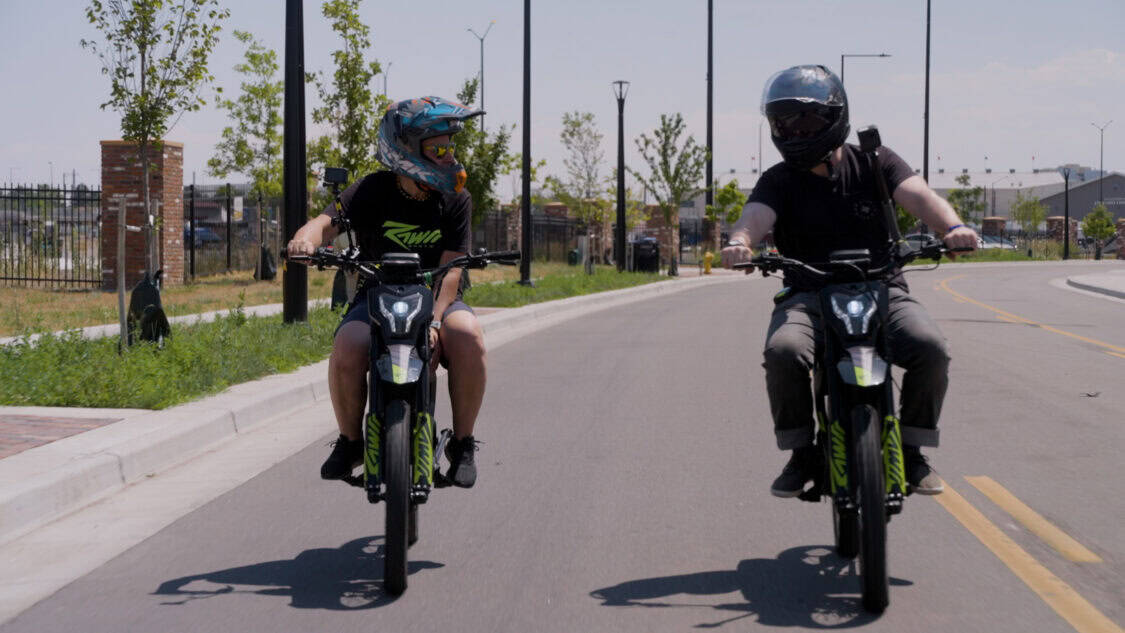 Rawrr Mantis X vs. E Ride Pro SS: Choosing the Perfect Electric Dirt Bike