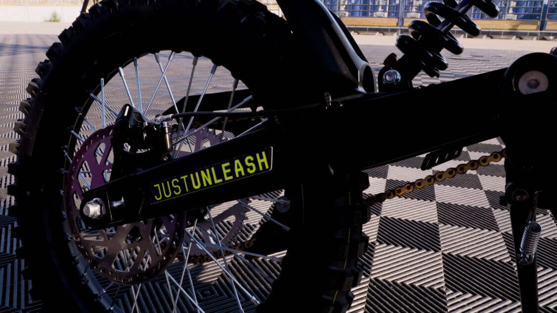 Rawrr Mantis X vs. E Ride Pro SS: Choosing the Perfect Electric Dirt Bike