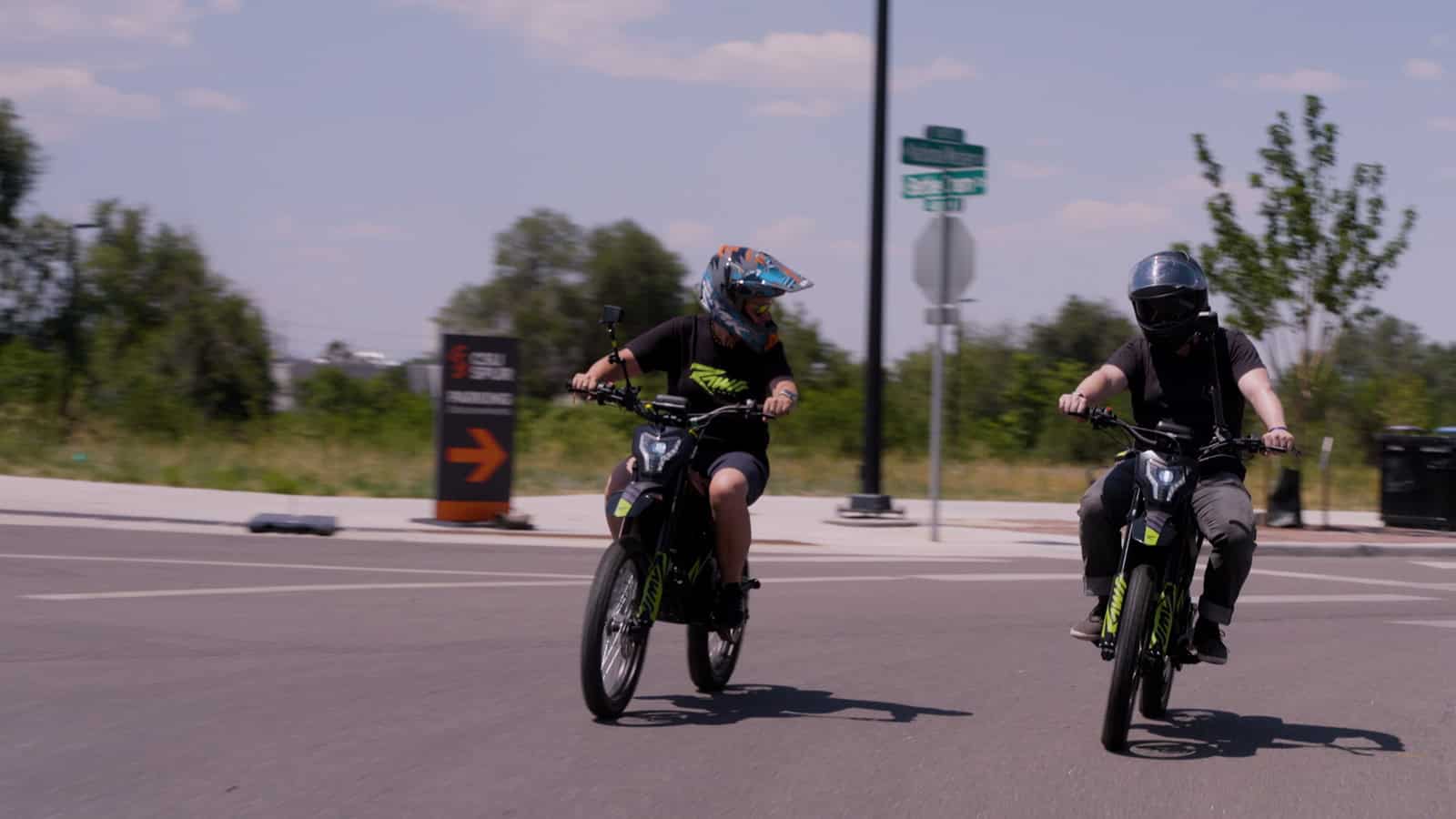 Rawrr Mantis X vs. E Ride Pro SS: Choosing the Perfect Electric Dirt Bike