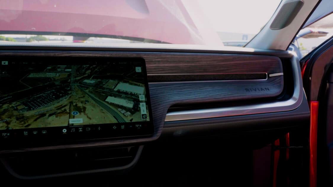 Rivian R1T vs. Ford F-150 Lightning Review: Comparing the Best Electric ...