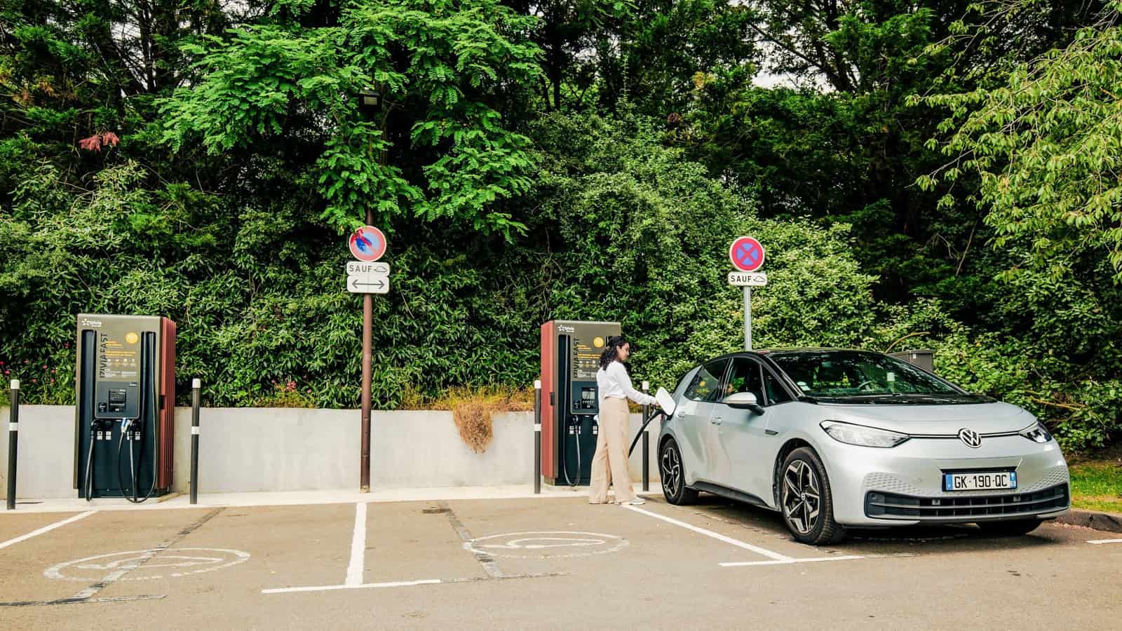 Why DC Fast Charging at McDonald's Could Be the Key to Widespread EV ...