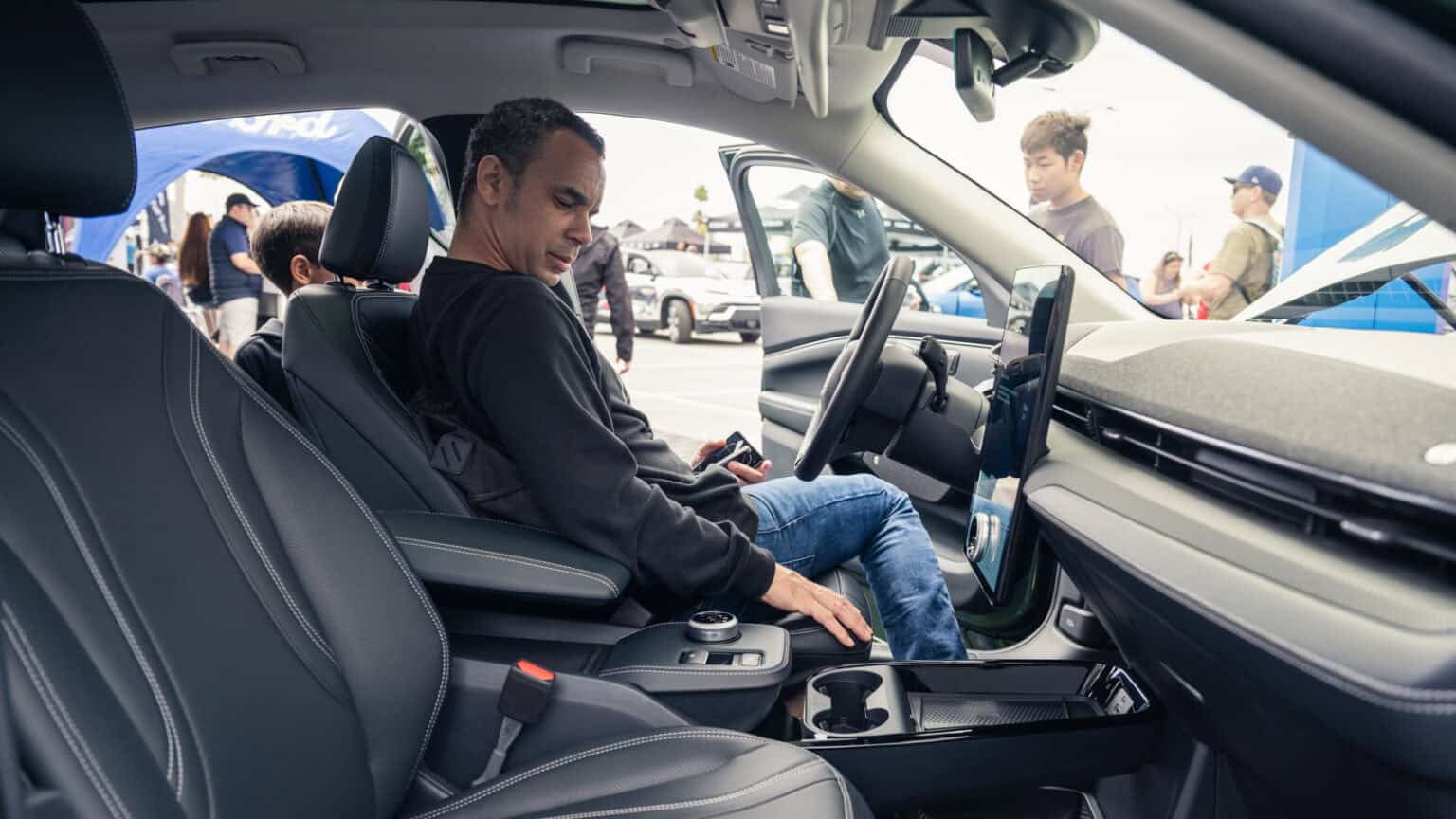 Your Guide to Securing California’s EV Rebate Before Funds Run Dry