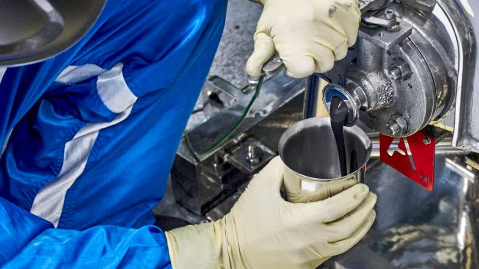 GM’s LMR Batteries Promise Over 400 Miles of EV Range and Lower Costs by 2028