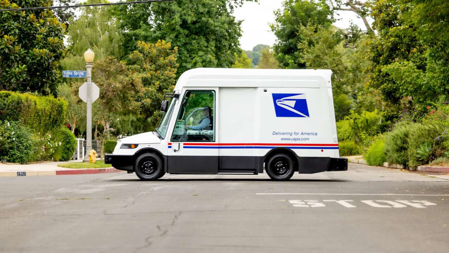 USPS EV Fleet Hits The Streets Right As Holiday Chaos Peaks And The ...
